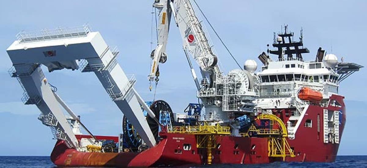 Les travaux d'installation en mer commencent sur le parc flottant de ...