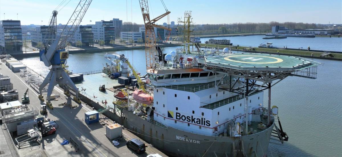Boskalis : le Ndeavor va se rendre en mer Rouge pour préparer le ...