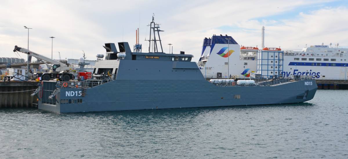CMN va mettre à l’eau un second LCT pour l’Angola et attaque la ...