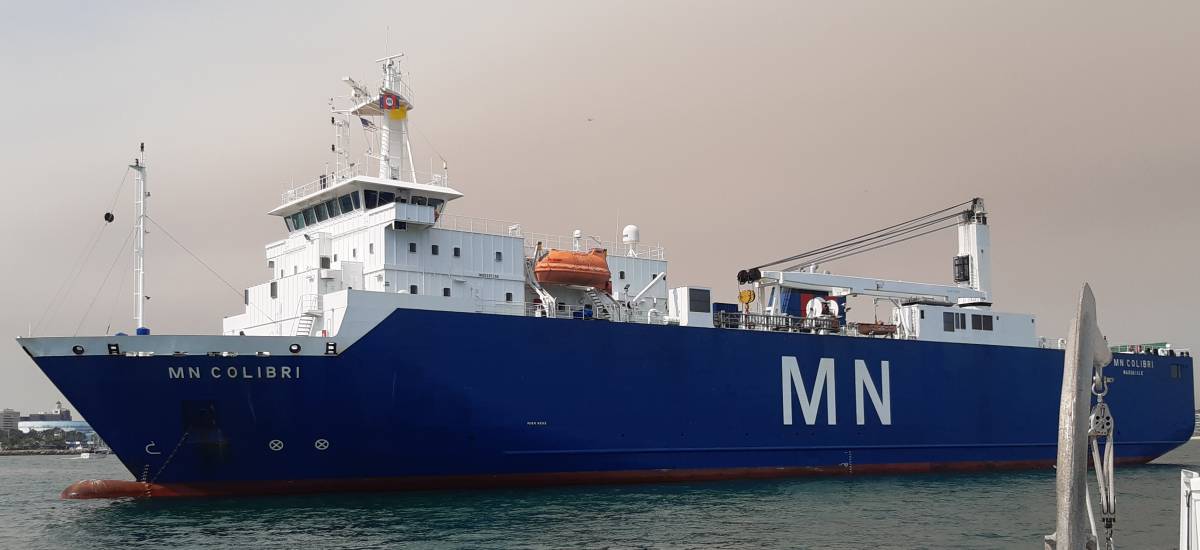 Le MN Colibri transporte le télescope spatial Euclid | Mer et Marine