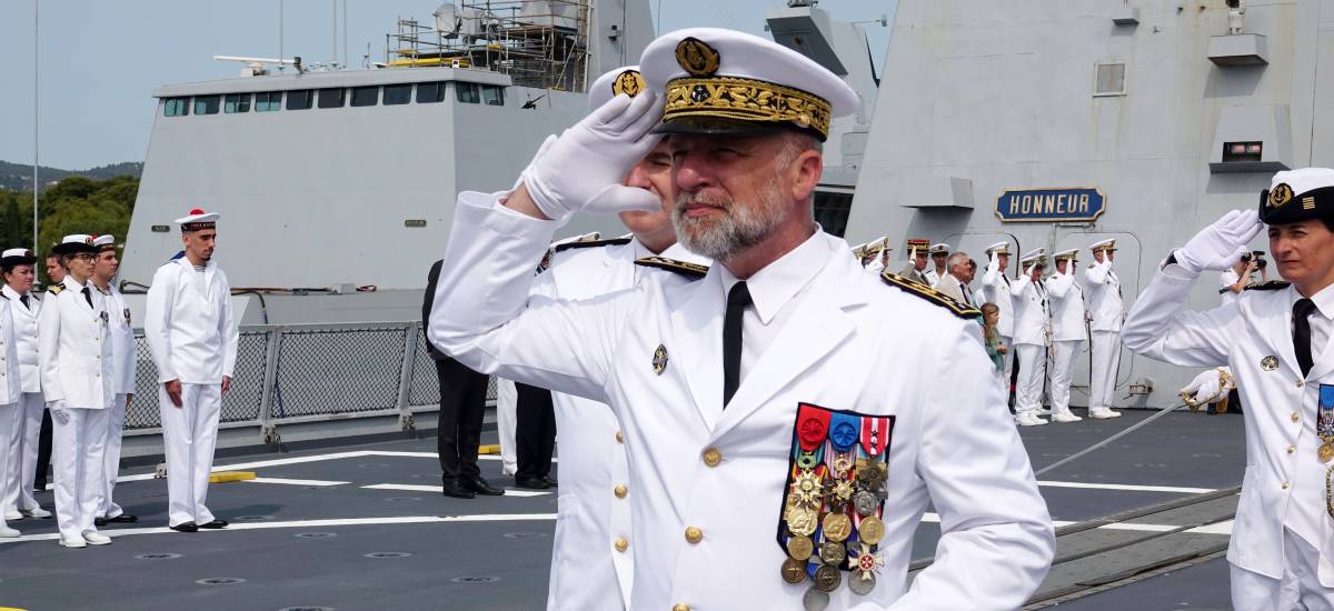 L’amiral Cluzel prend la tête de la Force d’action navale | Mer et Marine