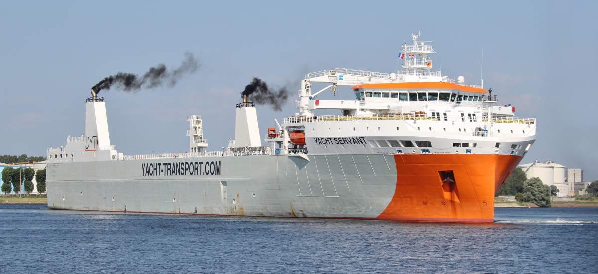 CMN livre un LCT, deux Ocean Eagle et deux pousseurs à l'Angola | Mer ...