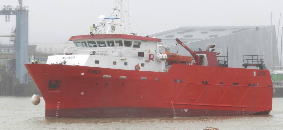 SeaOwl : le Minck, ex-Apollo Moon, remis à l’eau à Boulogne | Mer et Marine