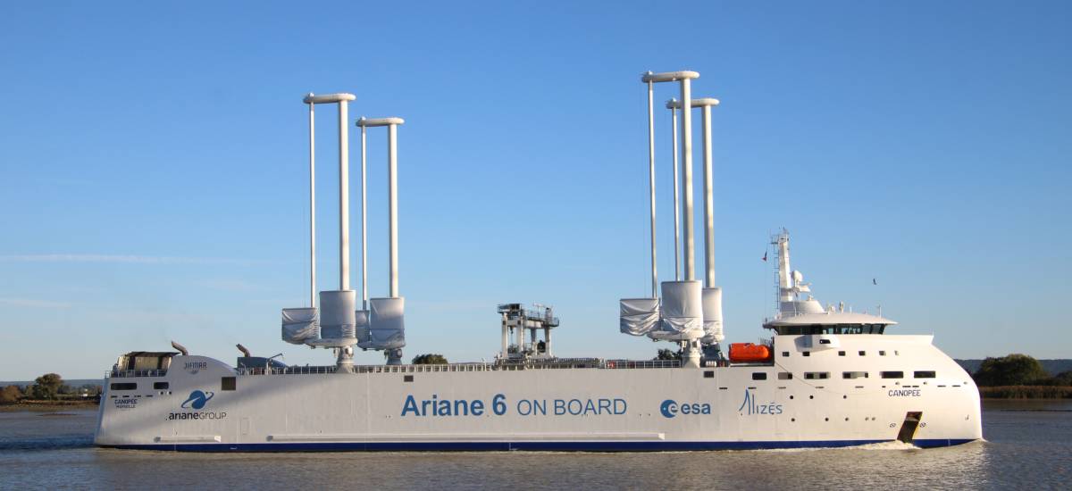 Ariane 6 : le Canopée de retour en Guyane avec des éléments de la ...