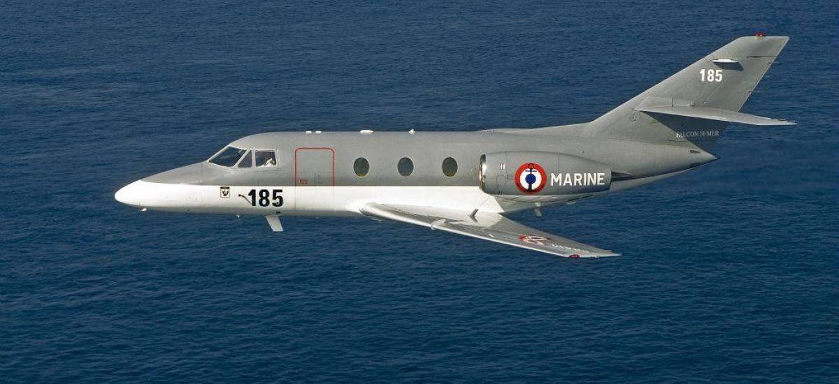 Aéronautique navale : les Falcon 10 seront retirés du service entre ...