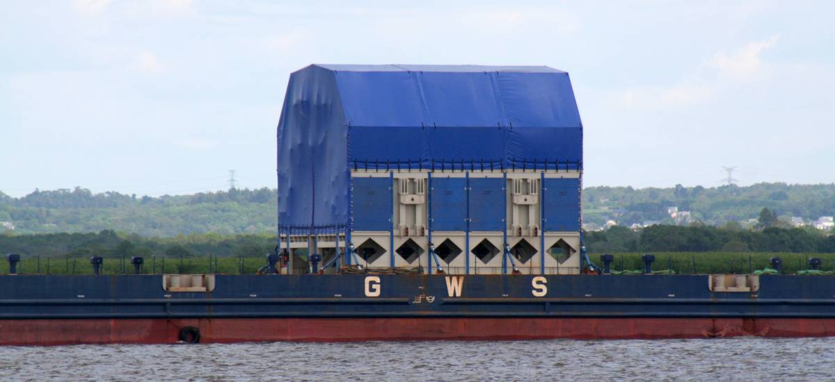Naval Group : l’appareil moteur du futur SNA Rubis arrive à Cherbourg ...