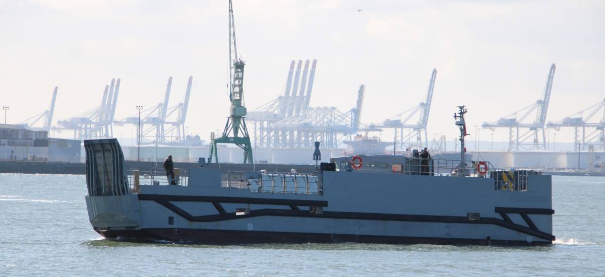 Le PHA Mistral obligé d’annuler son escale au Havre à cause de la grève ...