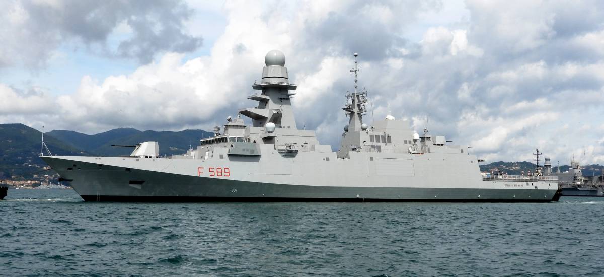 La dixième FREMM italienne mise à l’eau | Mer et Marine