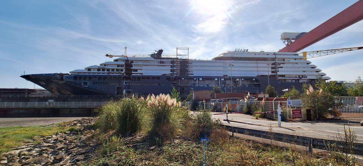 Chantiers de l’Atlantique : le Luminara va sortir de sa forme de ...