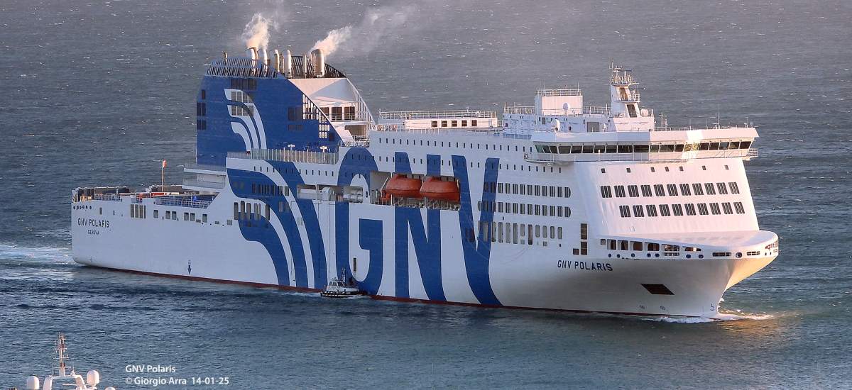 Le tout nouveau ferry de GNV a débuté ses liaisons entre Gênes et ...