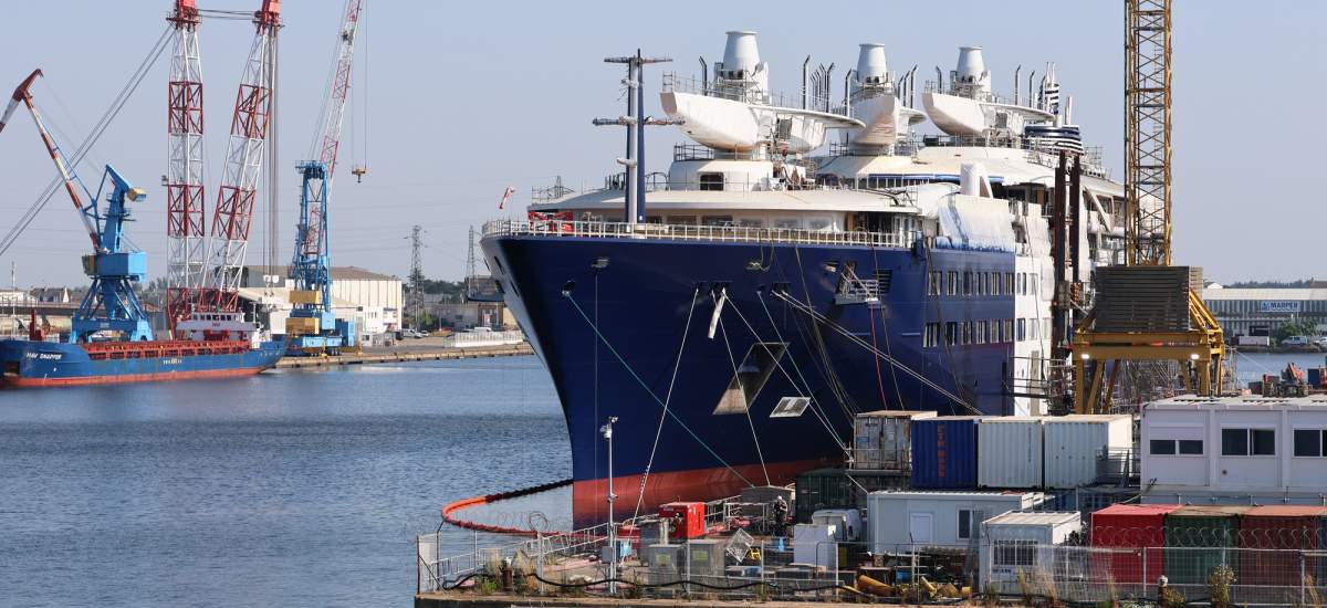 Orient Express : l’OE Corinthian prend ses quartiers au bassin de ...