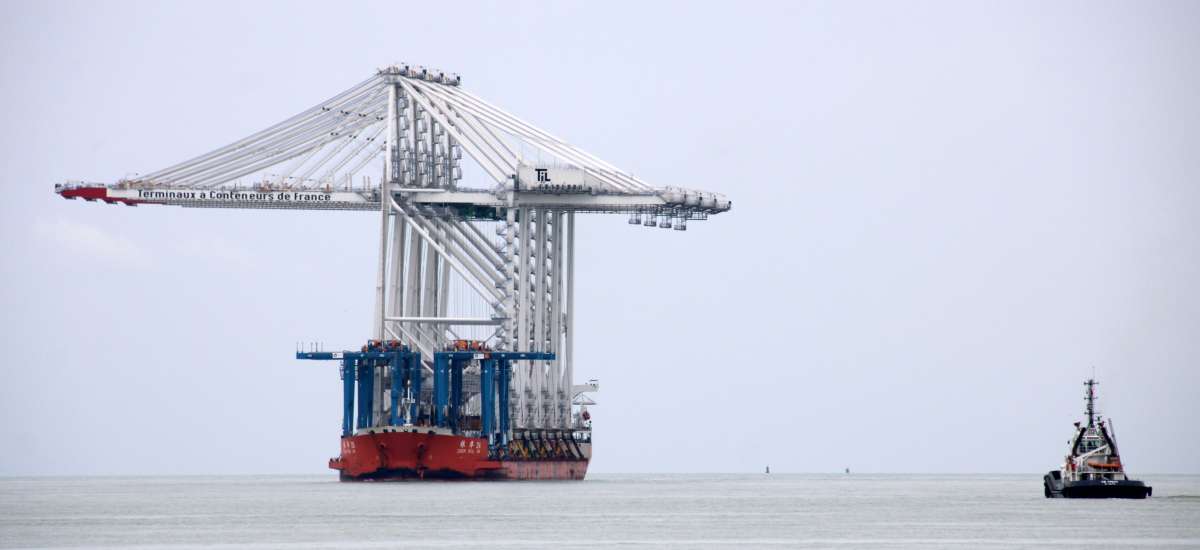 Port 2000 : quatre nouveaux portiques géants pour le terminal ...