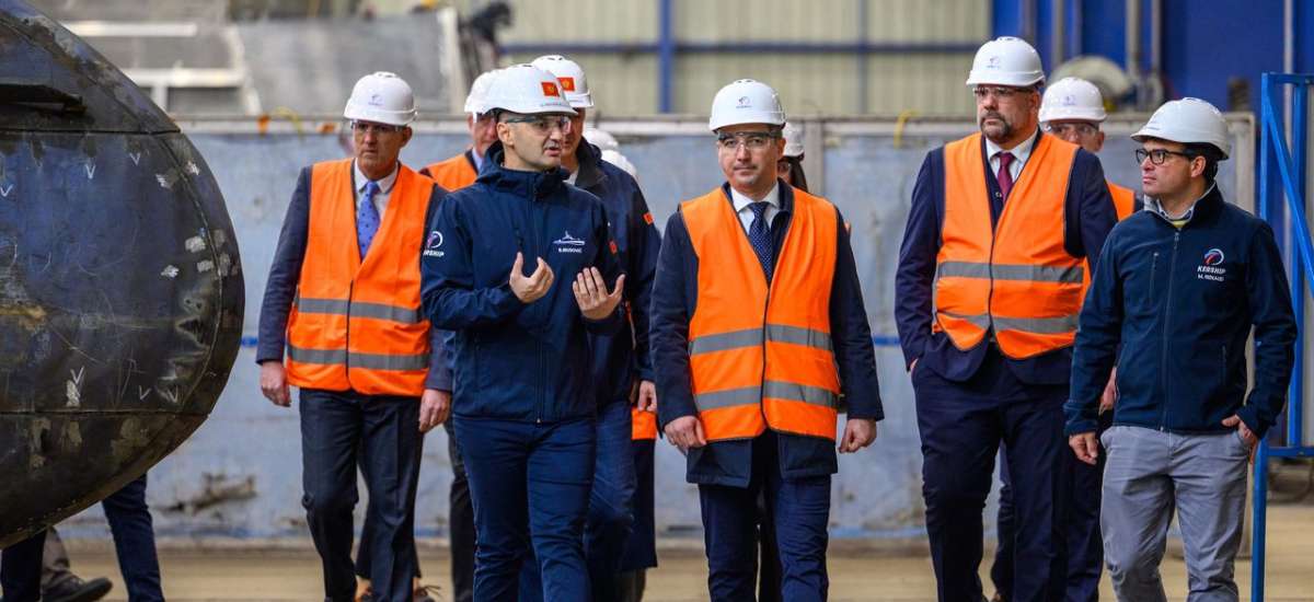 Visite du Vice-Premier Ministre et du ministre de la Défense du ...
