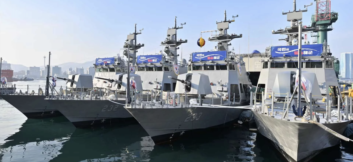 La marine sud-coréenne lance simultanément les quatre premiers ...