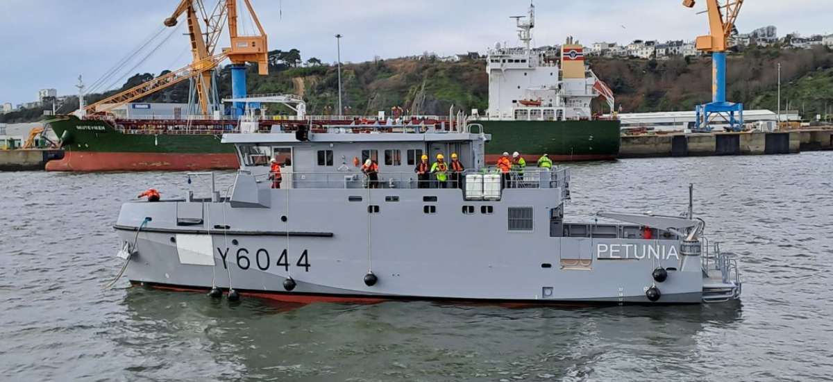 Merré livre à la Marine nationale une 4ème vedette de support à la plongée et met à l’eau la ...