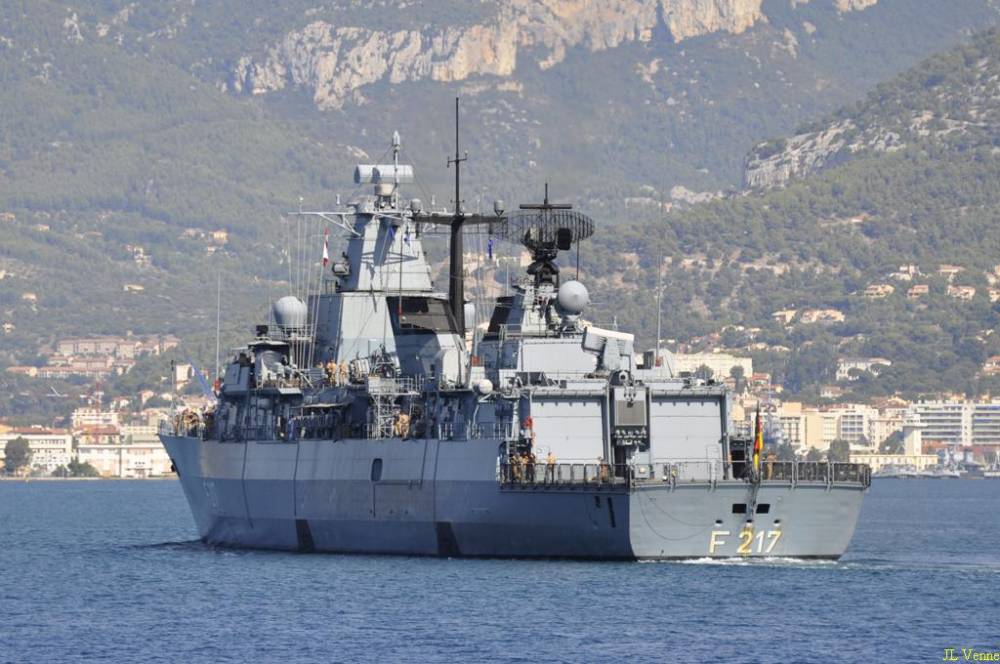 Saab va moderniser l’électronique des frégates allemandes du type F123 ...