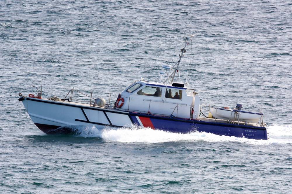 Une vedette des Phares et Balises coule à Ouessant | Mer et Marine