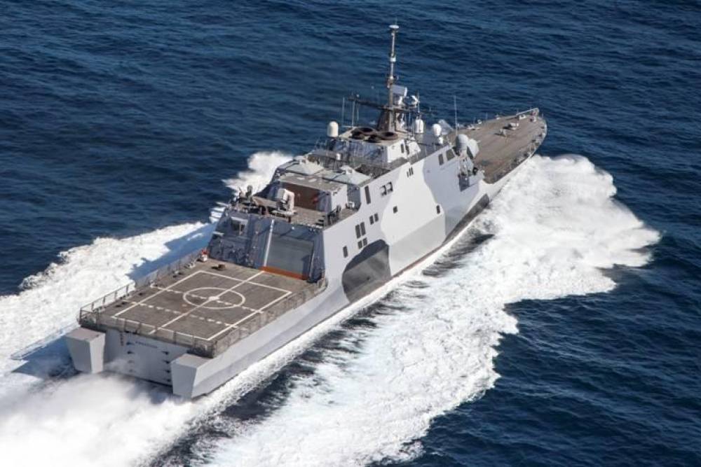 L’USS Freedom s'offre une pointe de vitesse à plus de 40 nœuds | Mer et ...