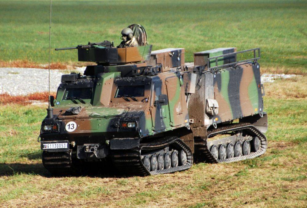 Les VHM de l’armée de Terre déployés pour la première fois sur BPC ...