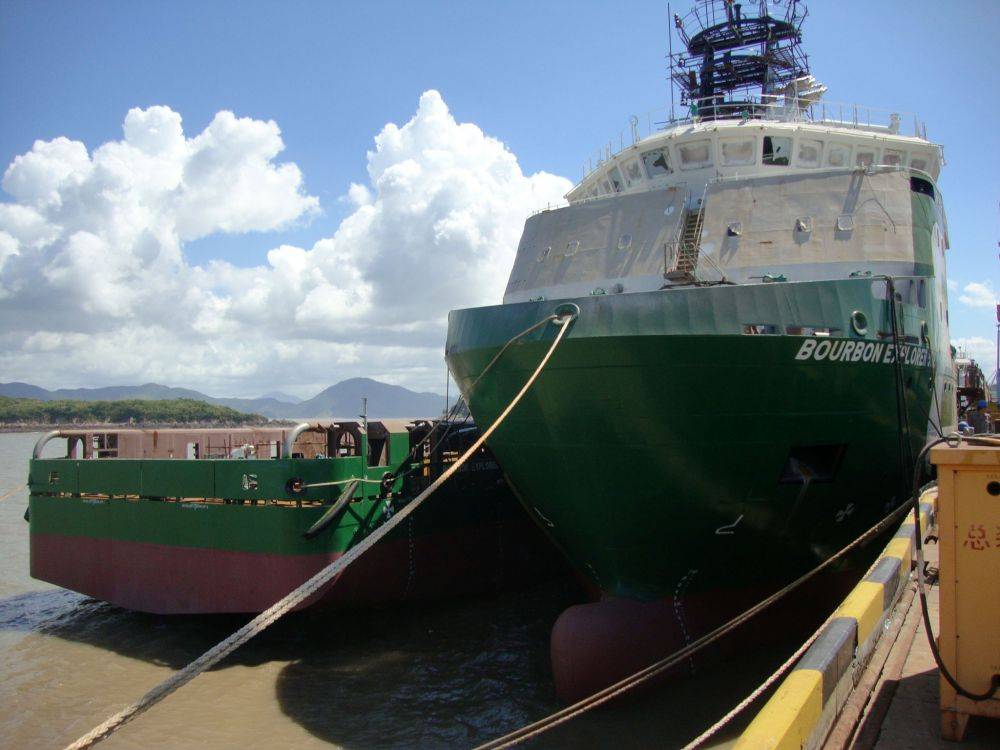 Bourbon prend livraison de son premier Explorer 500 et de son 100ème ...