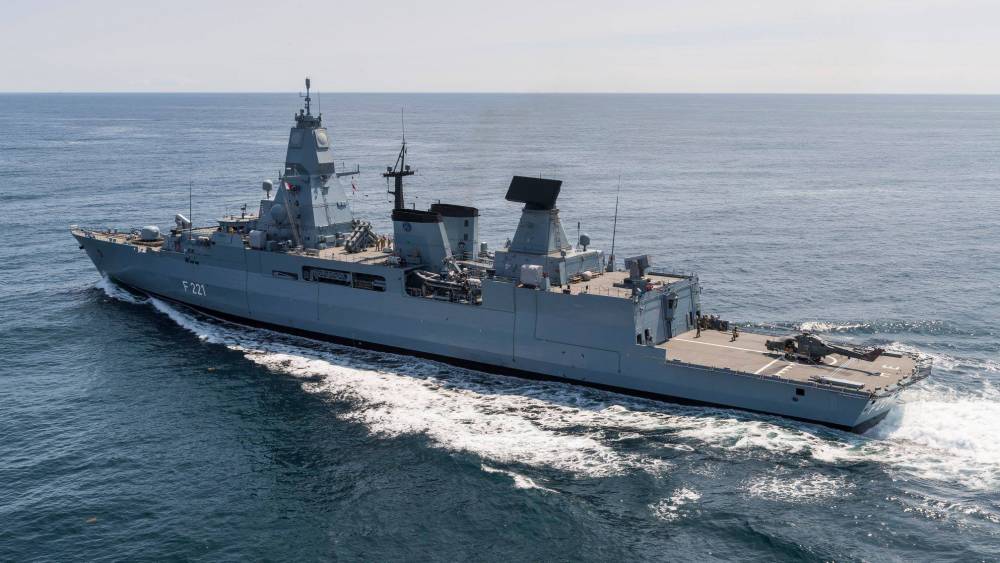 Un nouveau radar à longue portée pour les frégates allemandes du type ...