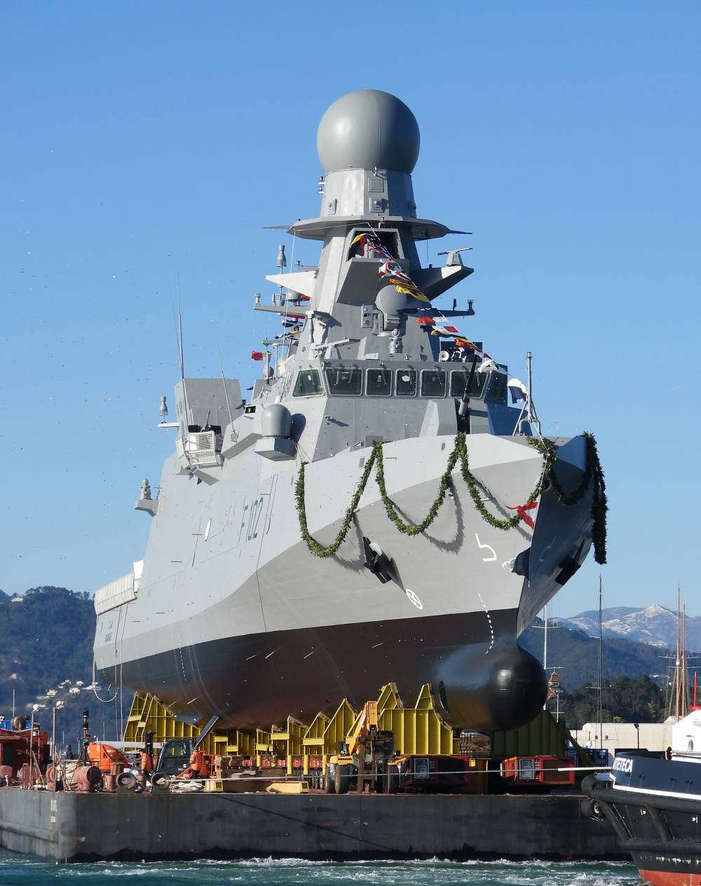 Fincantieri met à l’eau la seconde corvette commandée par le Qatar ...