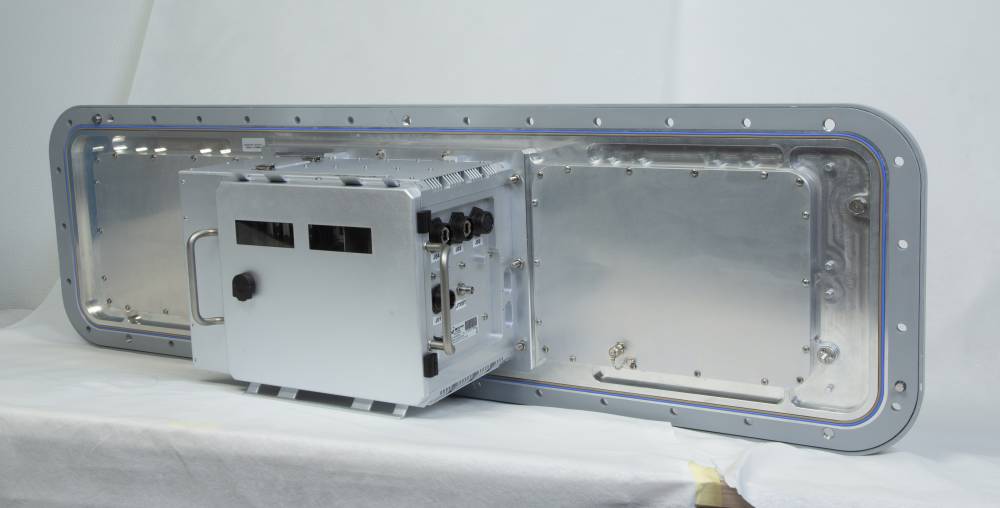 Thales dévoile le TSA 6000, son nouvel IFF qui équipera notamment les ...