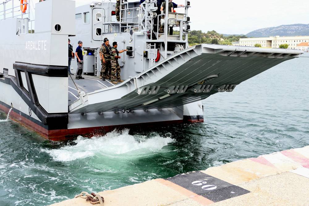 Marine nationale : deux EDAS mis en service, les suivants en ...