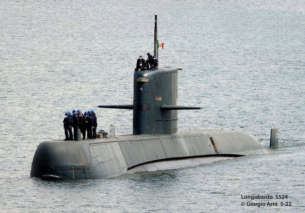 La marine italienne obtient un troisième sous-marin du type U212NFS ...