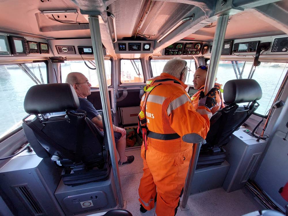 A bord du Gustave Gendron, premier des nouveaux navires de sauvetage de ...