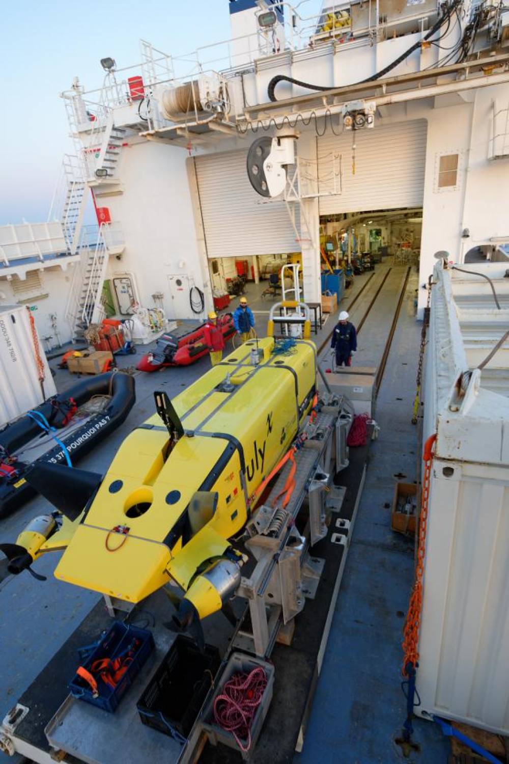 Ifremer : le drone Ulyx a plongé à 4500 mètres et réalisé son premier ...