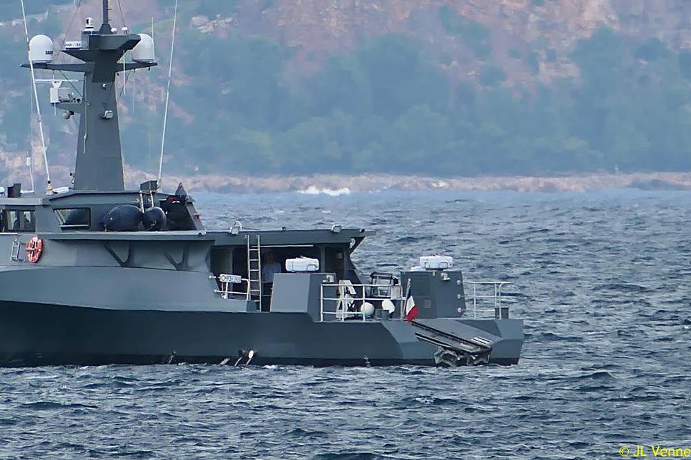 CMN livre un premier patrouilleur trimaran à l’Angola | Mer et Marine