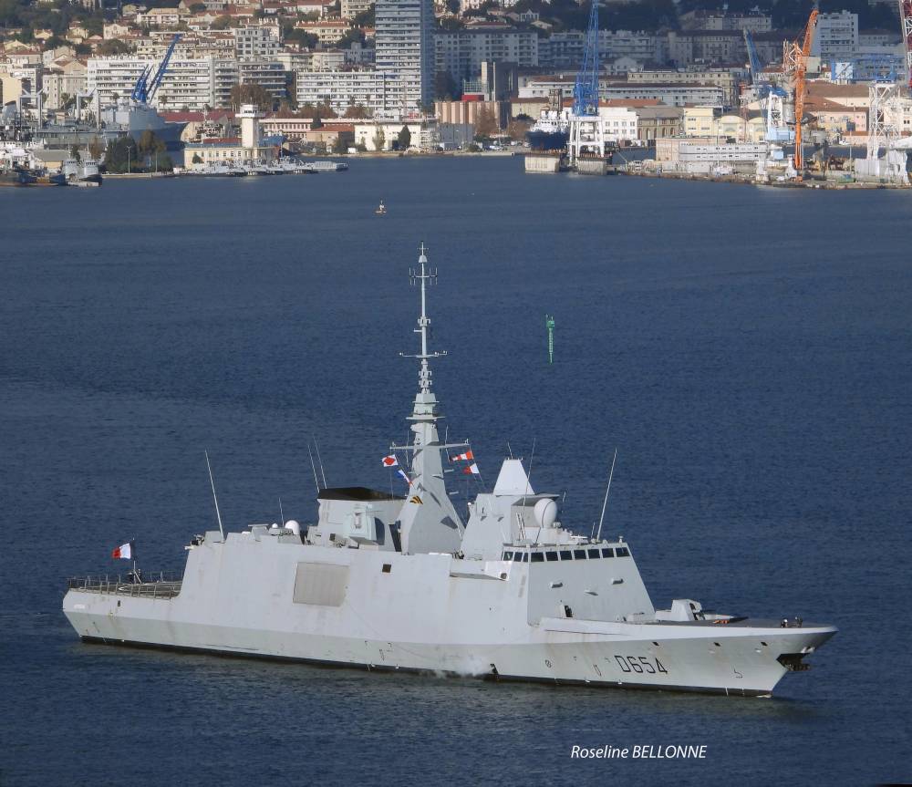 La FREMM Auvergne en route pour sa nouvelle base de Brest | Mer et Marine