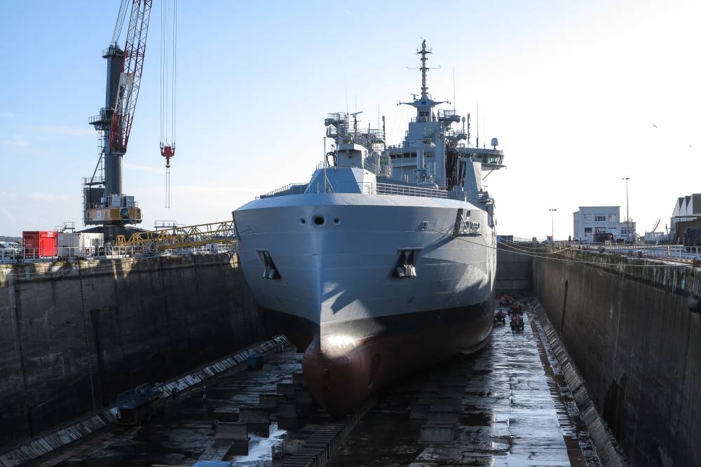 Le BRF Jacques Chevallier en cale sèche après sa première sortie en mer ...