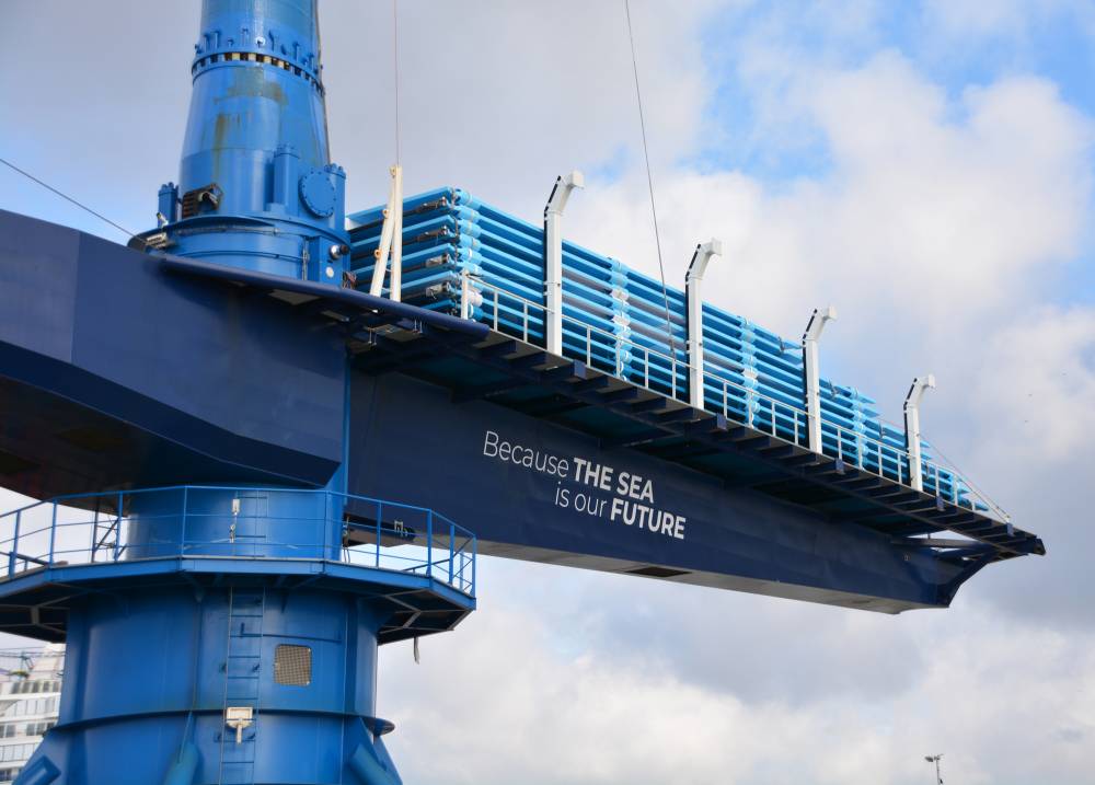 Saint-Nazaire : la voile Solid Sail prête à être déployée | Mer et Marine