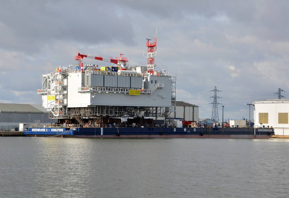 Le topside de la sous-station du parc éolien du Calvados transféré au ...