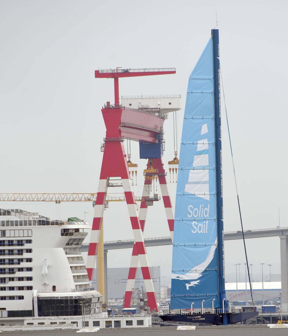 Les Chantiers de l’Atlantique déploient la voile rigide Solid Sail | Mer et Marine
