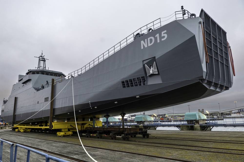 CMN : le retour des bâtiments de débarquement | Mer et Marine