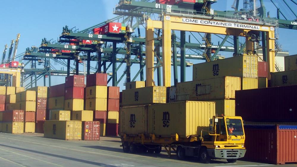 A la découverte du nouveau terminal conteneurs de Lomé, au Togo | Mer ...