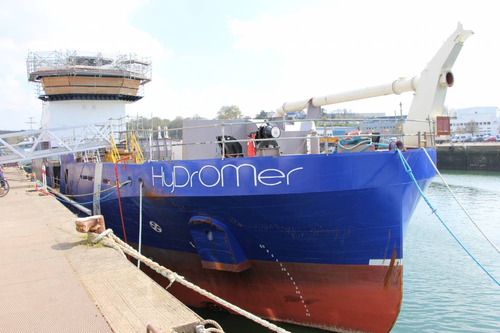 Piriou : sur le chantier de la future drague hybride Hydromer de la ...