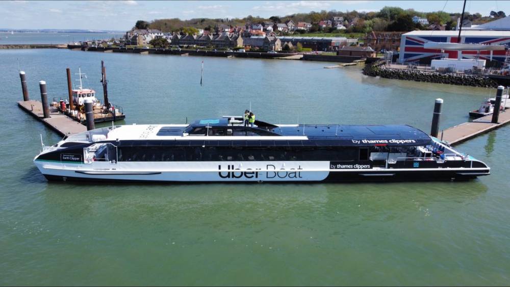 Ocea : Wight Shipyard met à l’eau un navibus à propulsion hybride pour ...