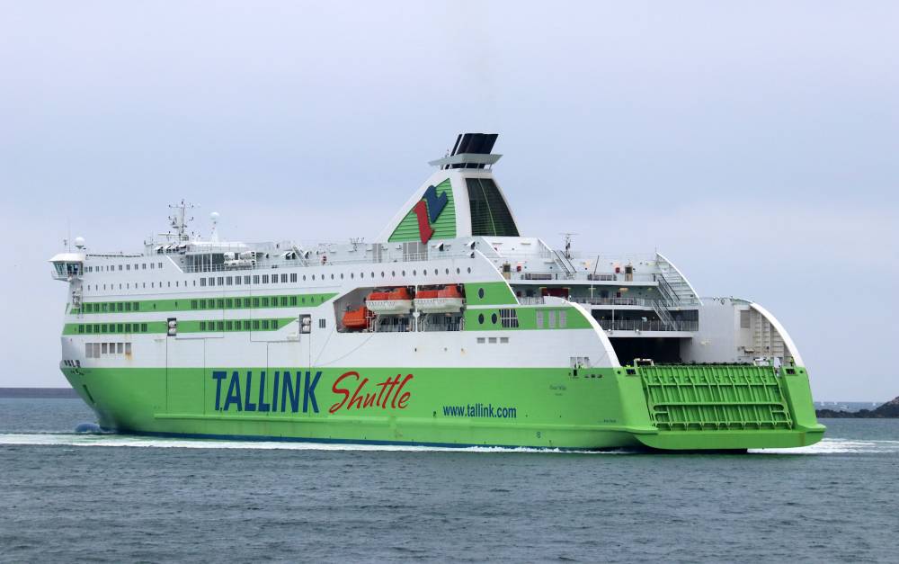 Le nouvel Oscar Wilde d’Irish Ferries passe à Cherbourg | Mer et Marine