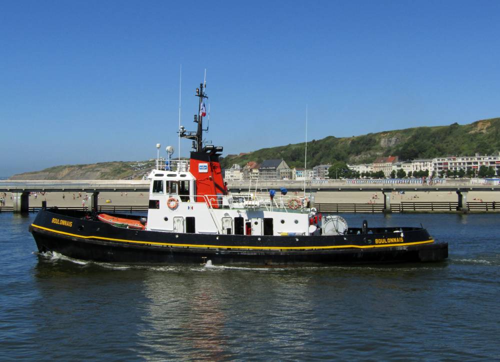 Chambon : le remorqueur Boulonnais en route pour sa nouvelle vie ...