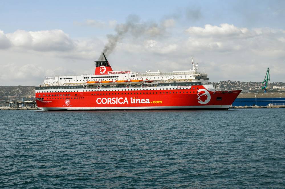 Corsica Linea : le ferry Méditerranée revient à Marseille modernisé et repeint en rouge | Mer et ...