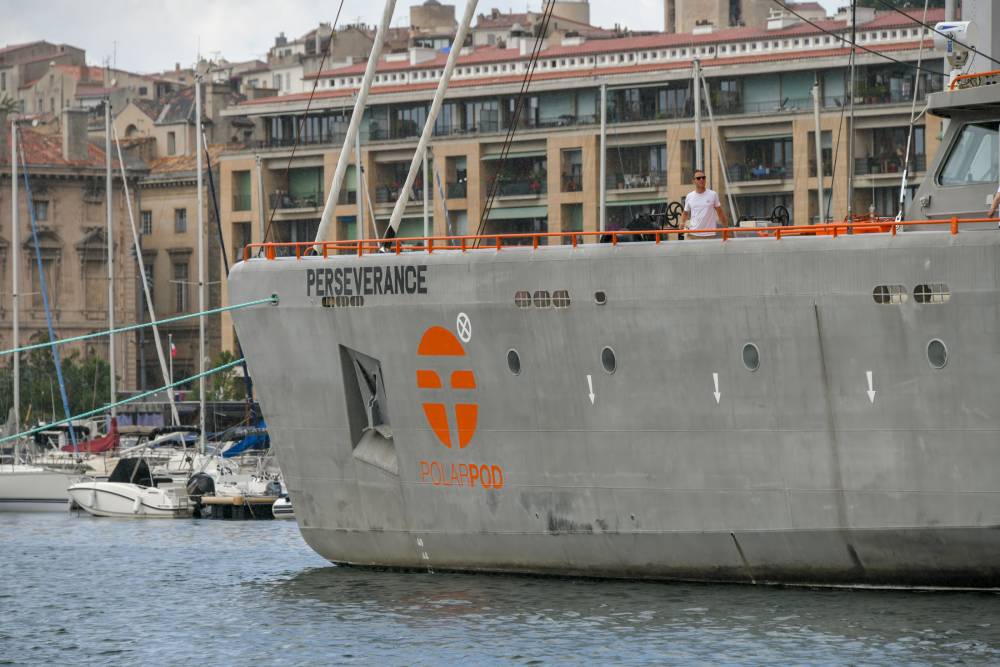 Persévérance : le voilier ravitailleur de Polar Pod baptisé à Marseille ...