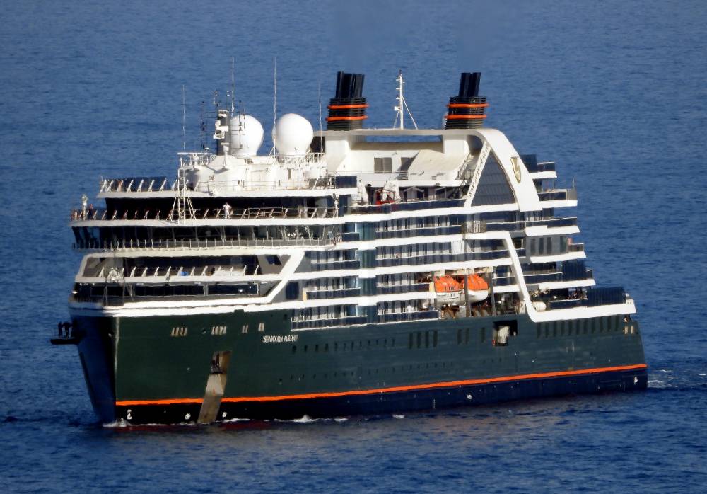 Le Seabourn Pursuit effectue ses essais en mer | Mer et Marine