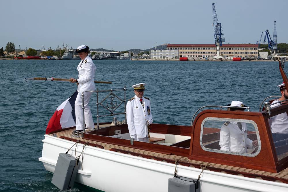 L’amiral Cluzel prend la tête de la Force d’action navale | Mer et Marine