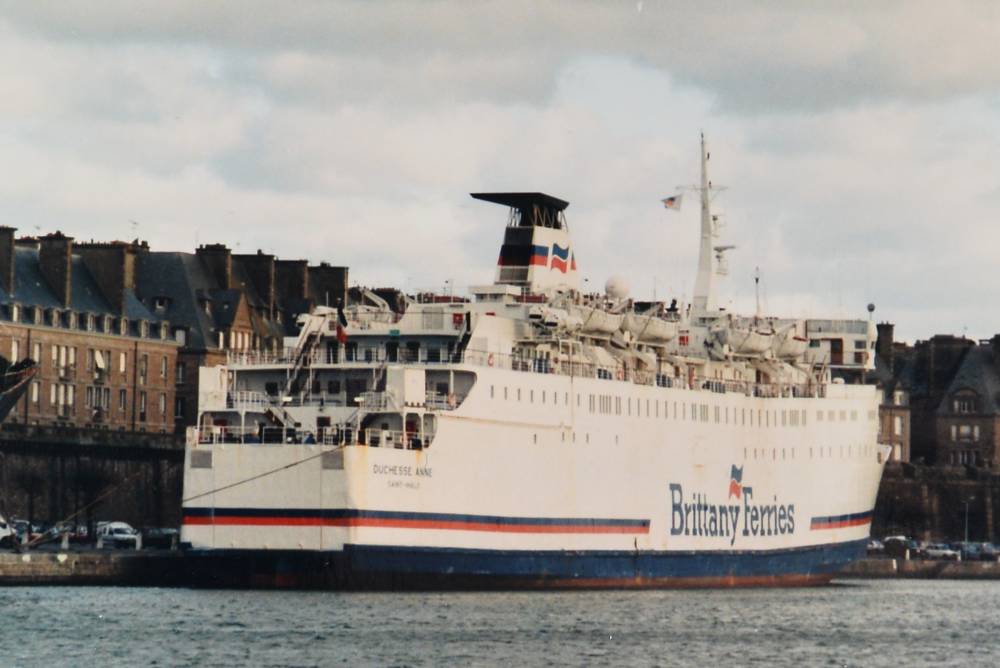 Que devient le car-ferry Duchesse Anne, bien connu des quais malouins ...
