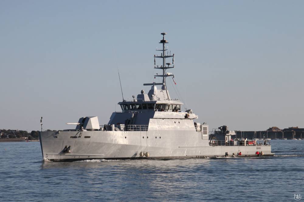 A bord du Niani, nouveau patrouilleur lance-missiles de la marine ...