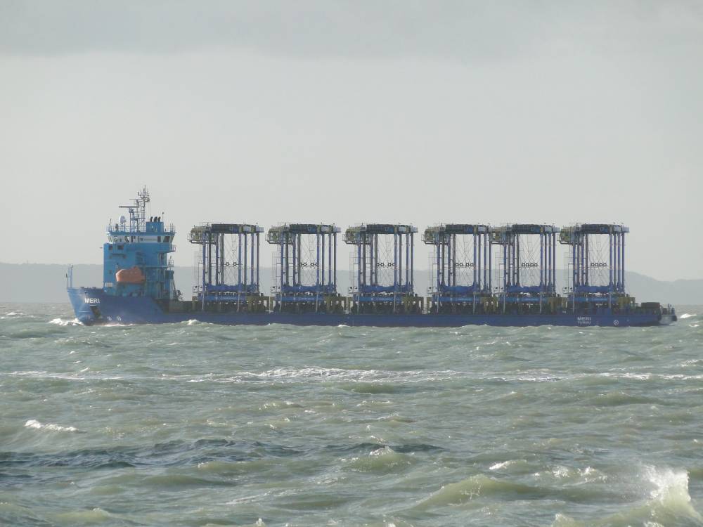 Le Havre : livraison de 12 cavaliers pour le terminal conteneurs de MSC ...